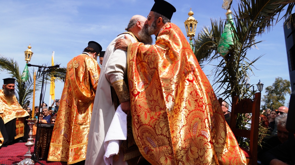 Λίγος κόσμος στη φετινή άκρως επιτυχημένη τέλεση του ιερού Νιπτήρα ...