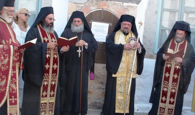 ΣΥΓΚΙΝΗΣΗ ΣΤΗΝ ΠΕΡΙΦΟΡΑ ΤΟΥ ΕΠΙΤΑΦΙΟΥ ΤΗΣ ΠΑΝΑΓΙΑΣ ΣΗΜΕΡΑ ΠΑΡΑΜΟΝΗ ΤΗΣ ...